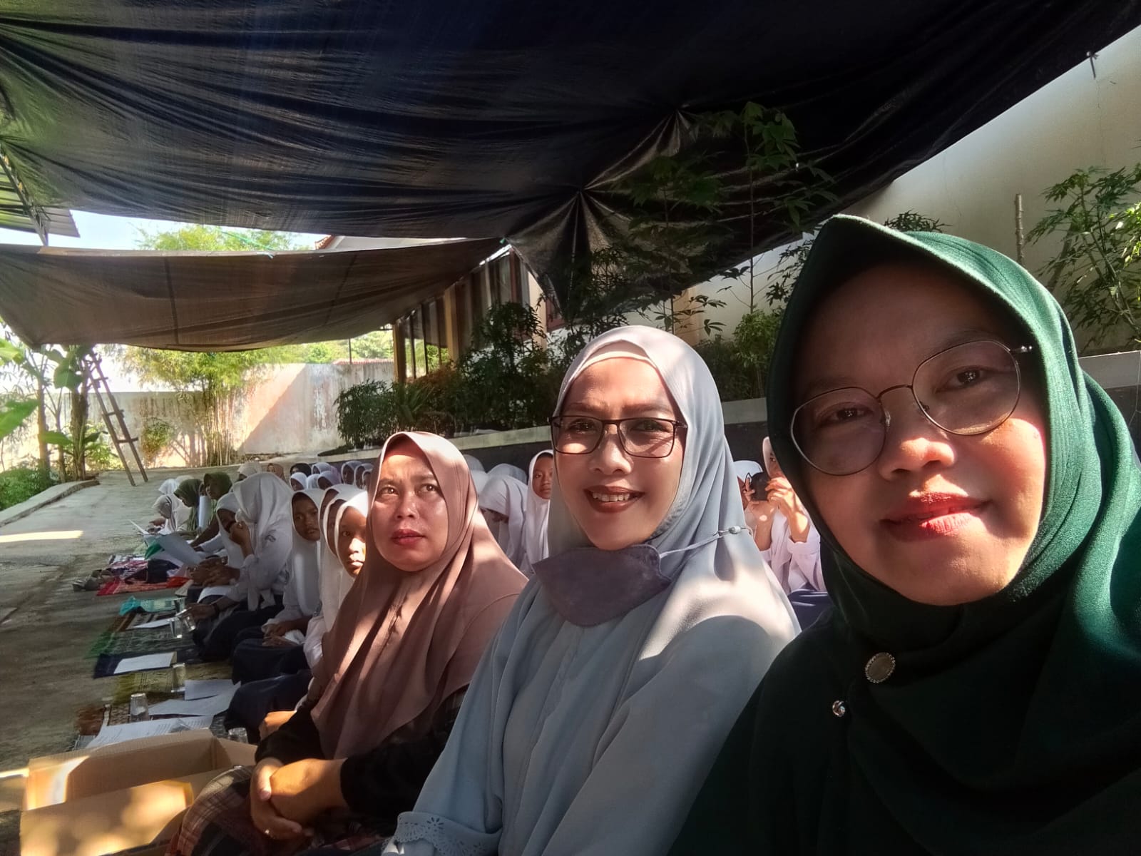 Etik Widiati Hadiri Istighosah dan Doa Bersama dalam rangka memperingati Hut RI 77 tingkat ...